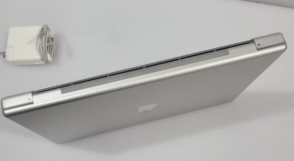 MacBook Pro 15.4″ Early 2008 A1260 2.5GHz C2D T9300 4GB Ram 1TB HDD ...