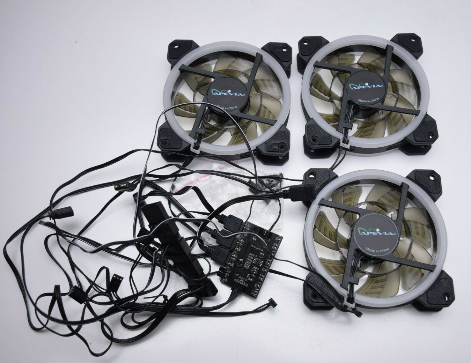 3 pcs APEVIA 120mm RGB Computer Case Fans with 3 Pin LED Controller ...